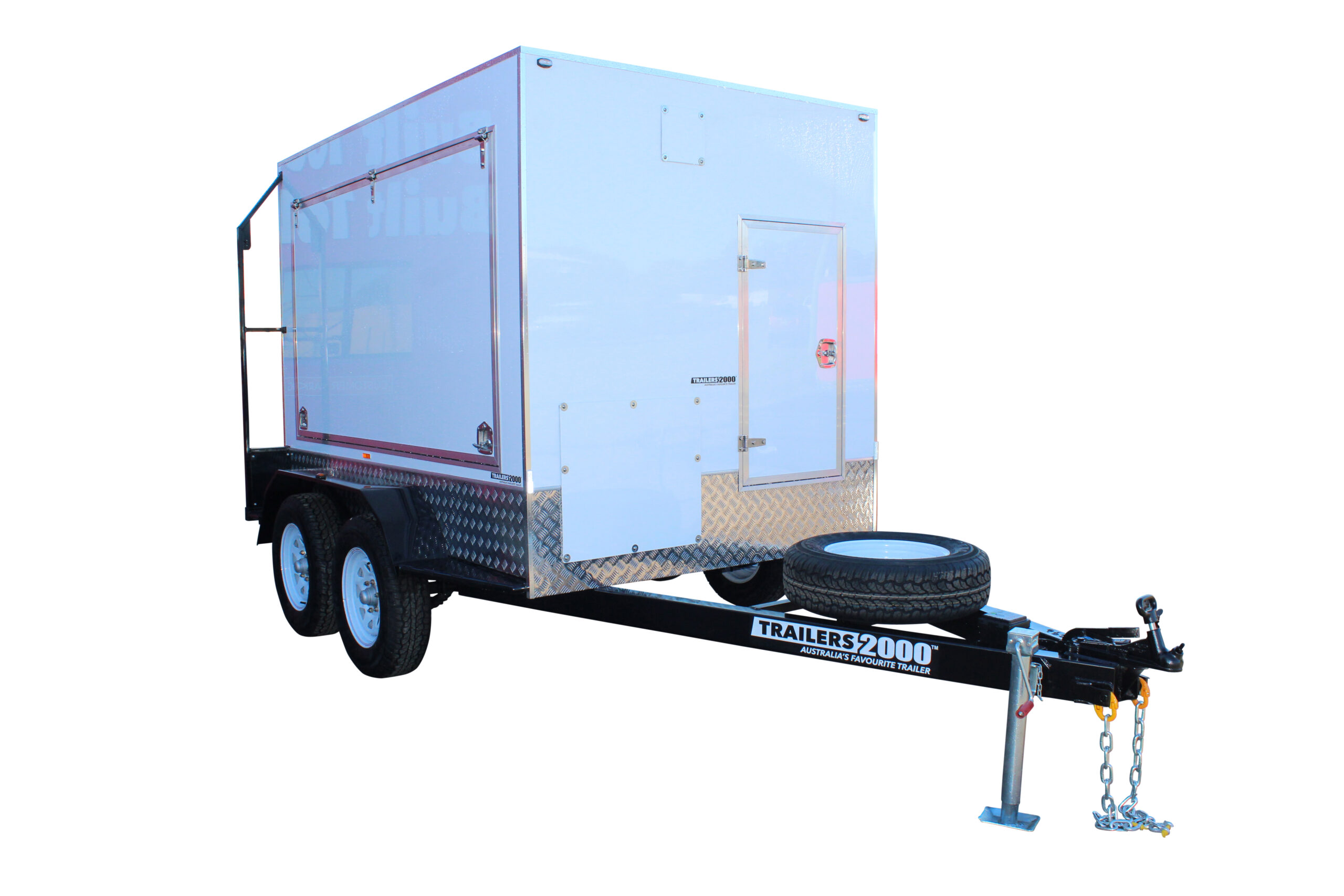 Large Enclosed Trailers | Trailers 2000