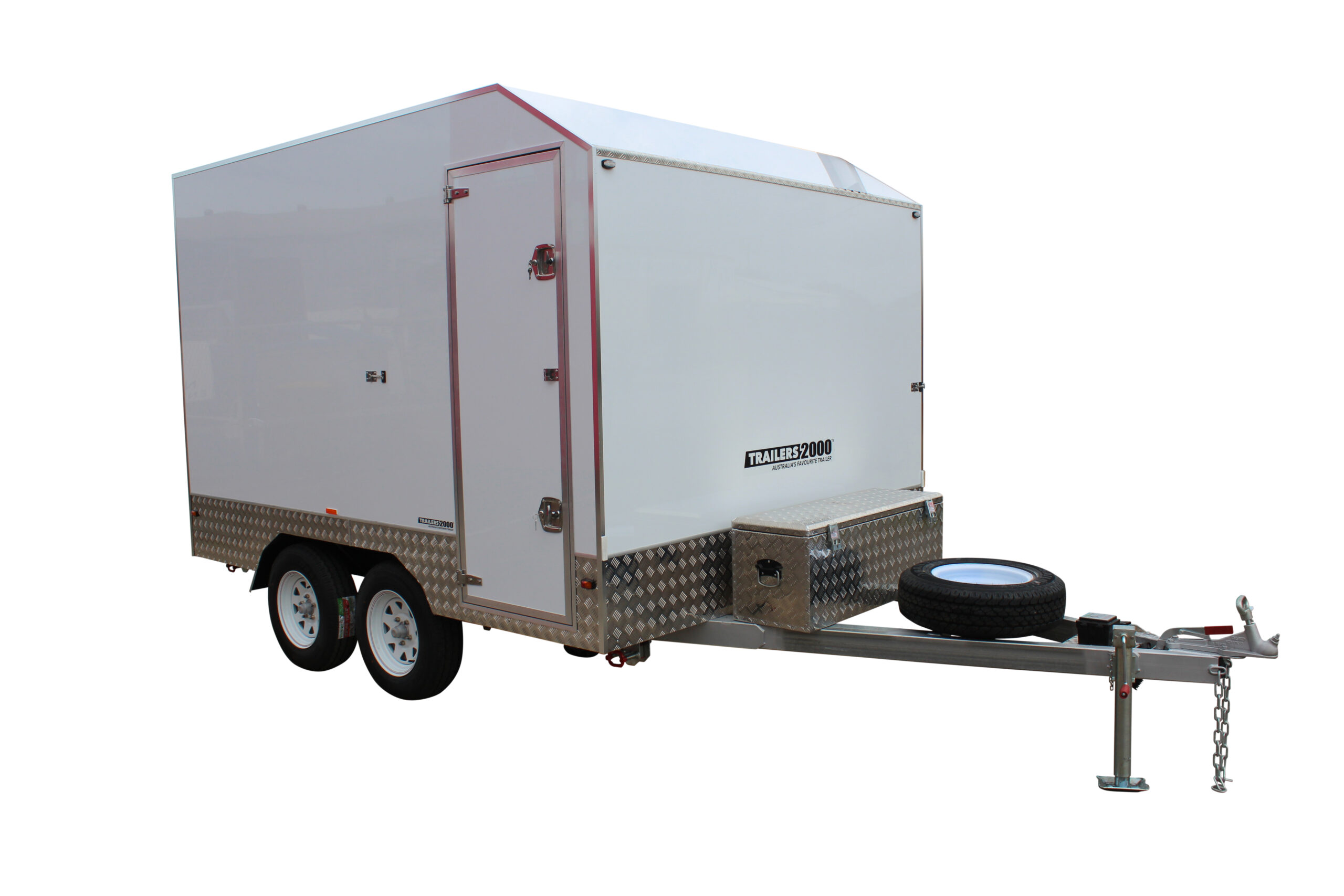 Large Enclosed Trailers | Trailers 2000